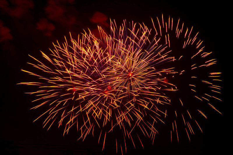 How Do Fireworks Get Their Color? | Red Apple Fireworks